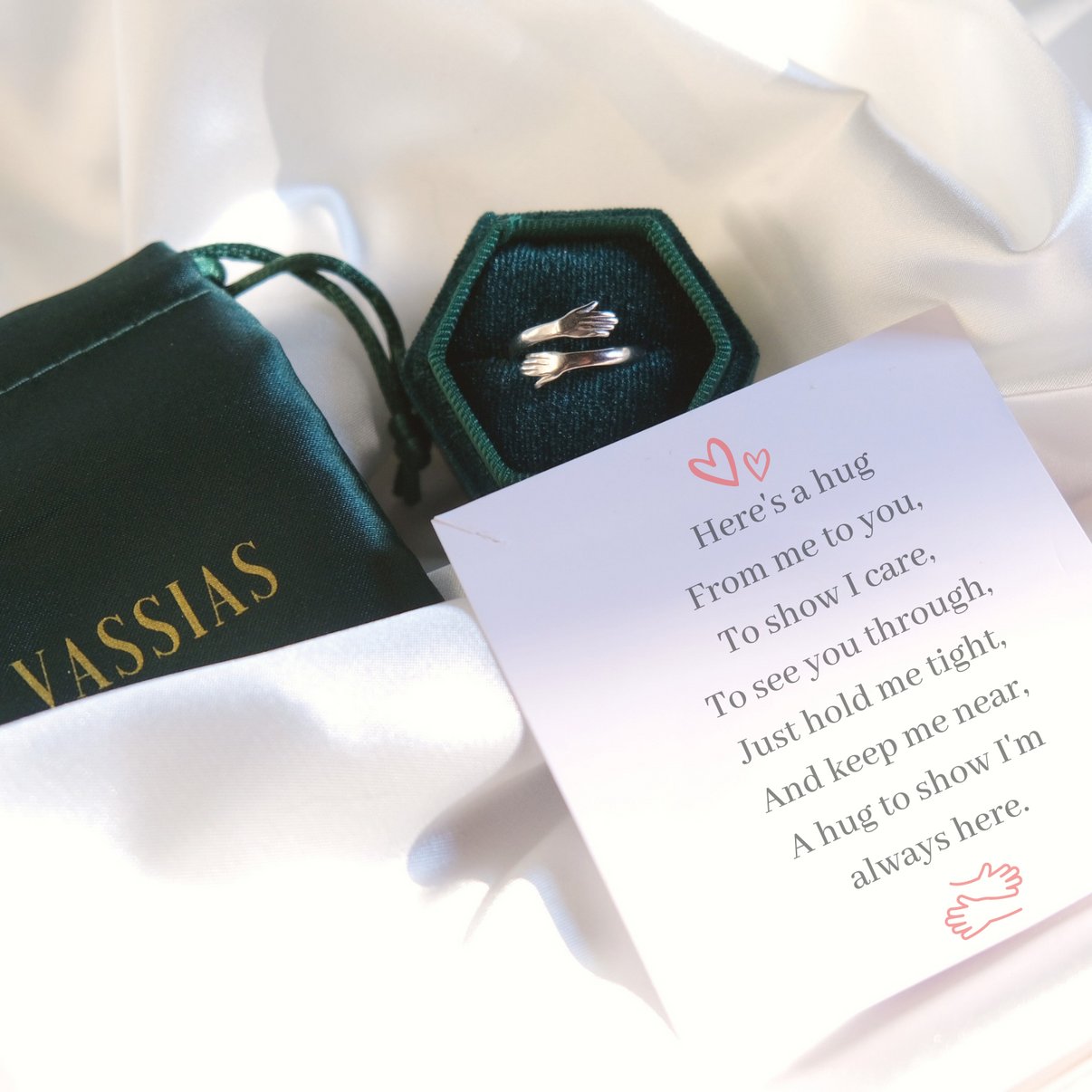 The Hug Ring – Vassias